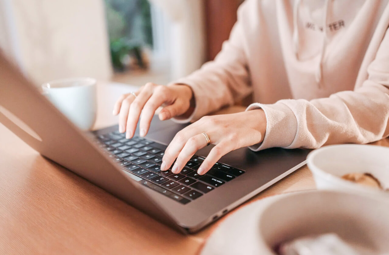 WordPressで制作する - POSSWEB